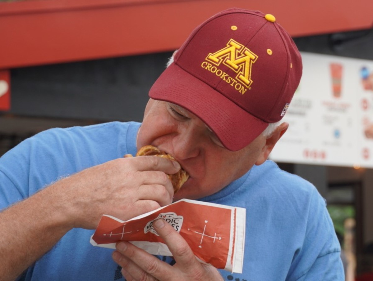 Tim Walz Has The Finances Of A Guy You'd Like To Have A Beer With ...