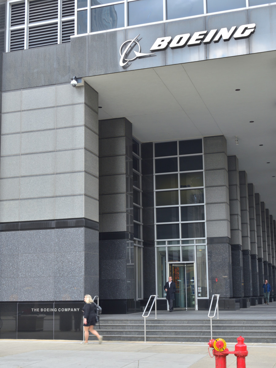Boeing to Sell Parts of Digital Aviation Solutions Portfolio for $10.55 ...