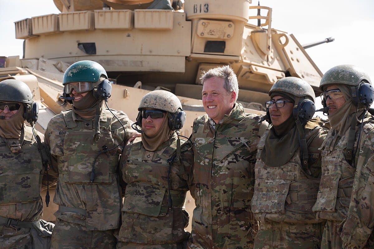 Army Secretary Says It Will be ‘Success’ If Prime Contractor Dies on ...